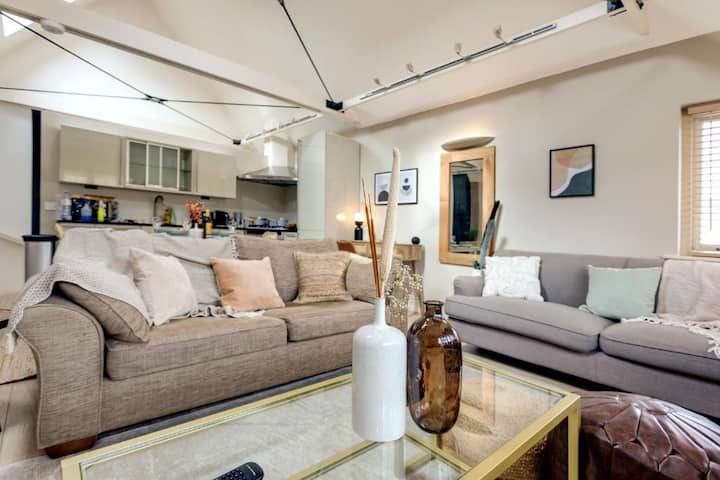 Modern Flat In The City Center - Canterbury