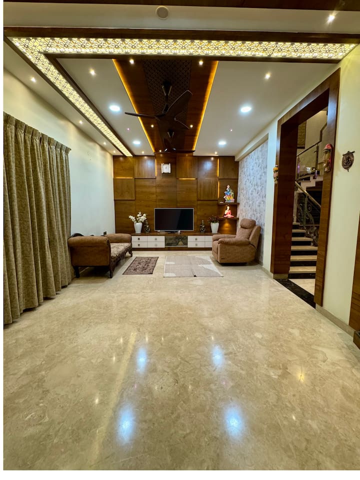 Ultra Luxurious 4 Bhk House - Bengaluru