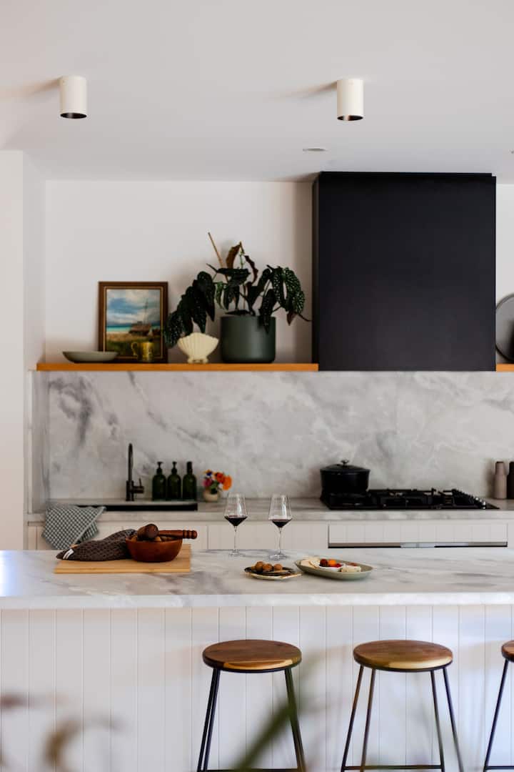 Barwon Heads Retreat For Two With Pool & Fireplace - Barwon Heads