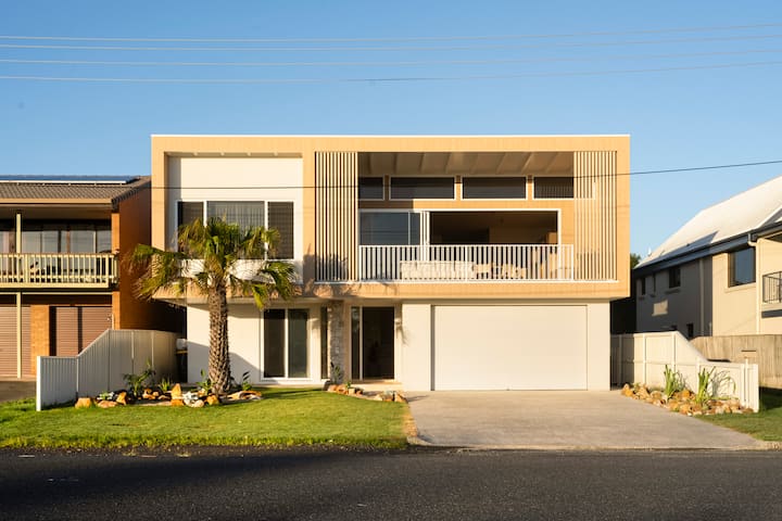 Horizon House - Emerald Beach