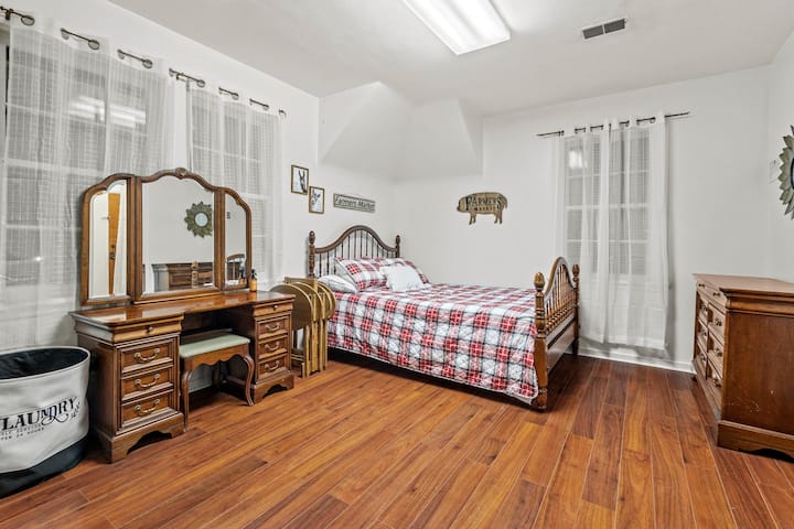 Cozy Furnished Private Apartment - Monthly Rental - 졸리엣