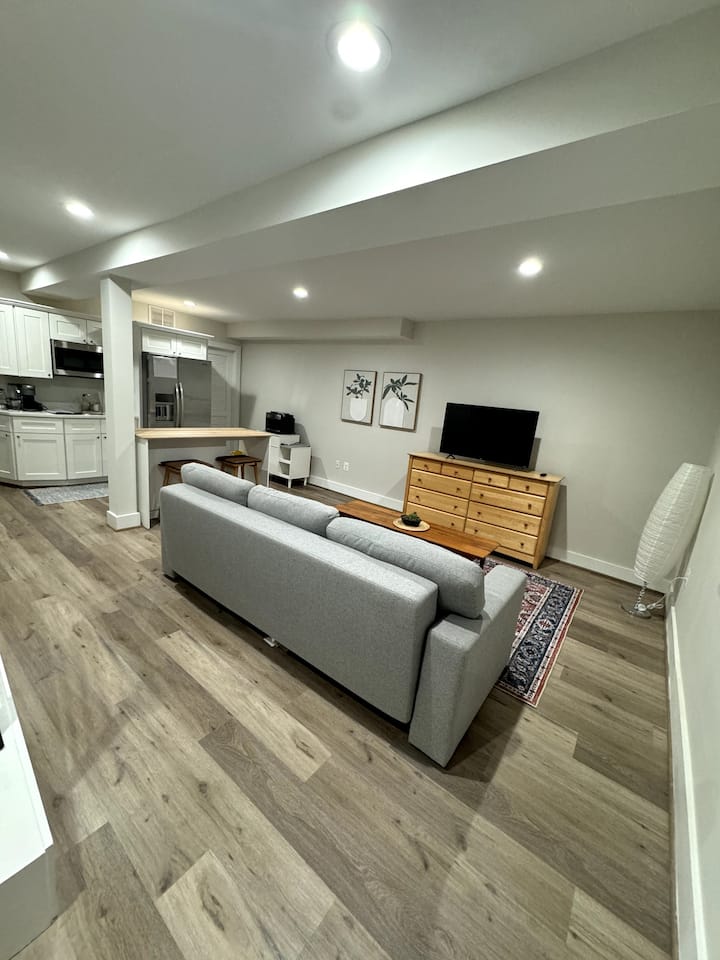 Private Dc Retreat With Patio - Bethesda, MD
