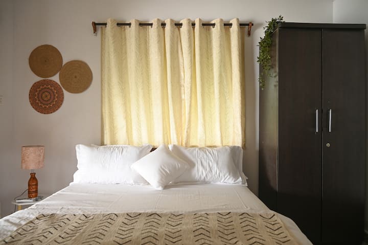 Riverside Cozy Stay
(1bhk With Patio) - Goa