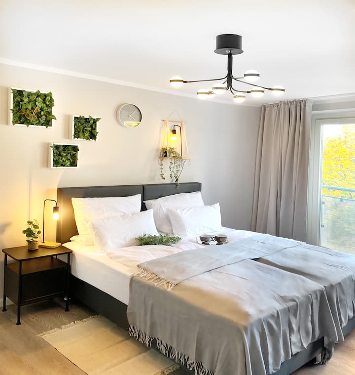 Central Studio Apartment For 3 People - Augsburg