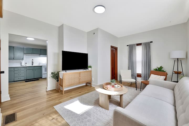 ~Welcome Extended Stay Travelers!~2bd/1.5 Bath~ - Wichita