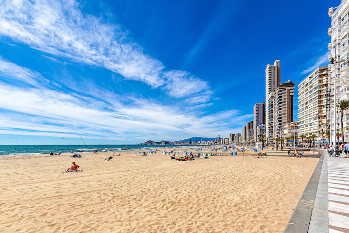 Loix Mar Levante Beach Apartment - Benidorm