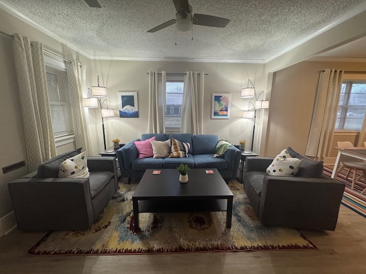 No Cleaning Fees 3 Bedroom Near Downtown & St Jude - Memphis, TN