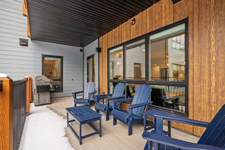 Modern 3br | Heated Pool, Hot Tub, Gym, Free Park - Nakiska Ski Area, AB