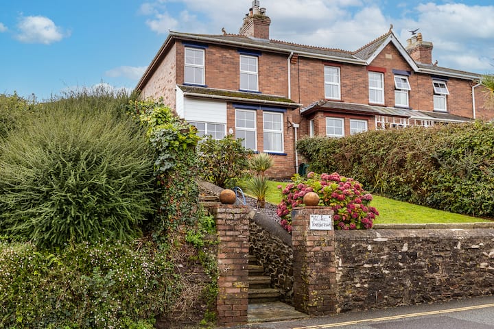 Lovely 2 Bedroom House With Garden Dartmouth - Dartmouth