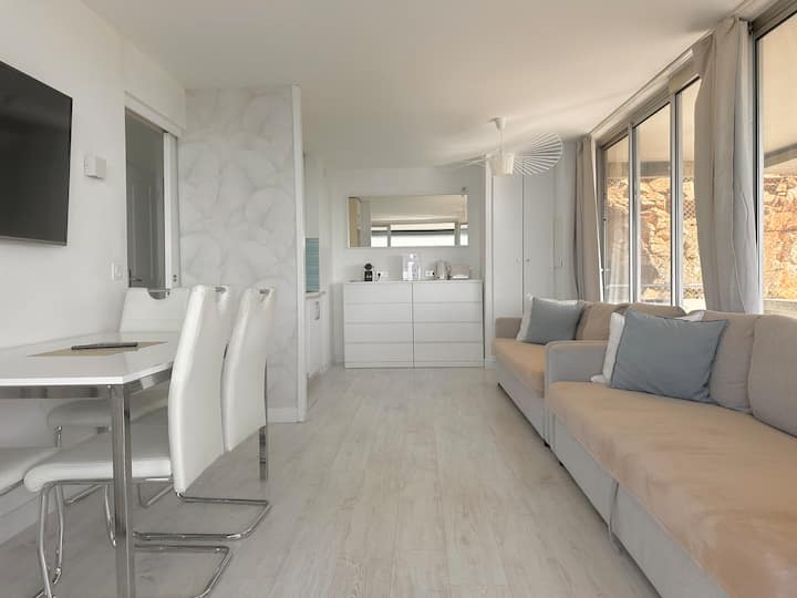 1.5 Bedroom Corner 8 Pax - Cap-d'Ail