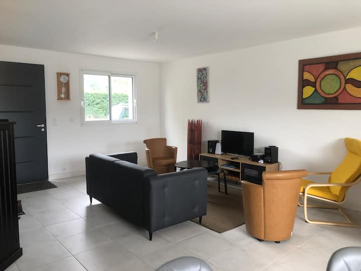 Maison Confortable
2 à 6 Person
3 Chambres 4 Lits - Vertou