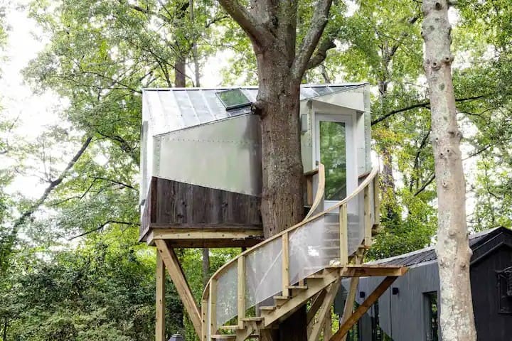 Tin & Juice Tree House With Hottub-1 - Atlanta, GA