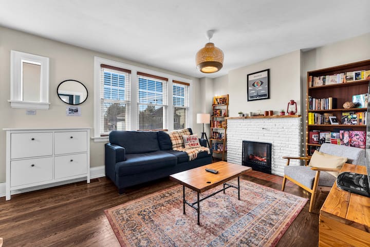 Eglinton Escape | 15 Mins Yyz Airport & Yorkdale - Mississauga