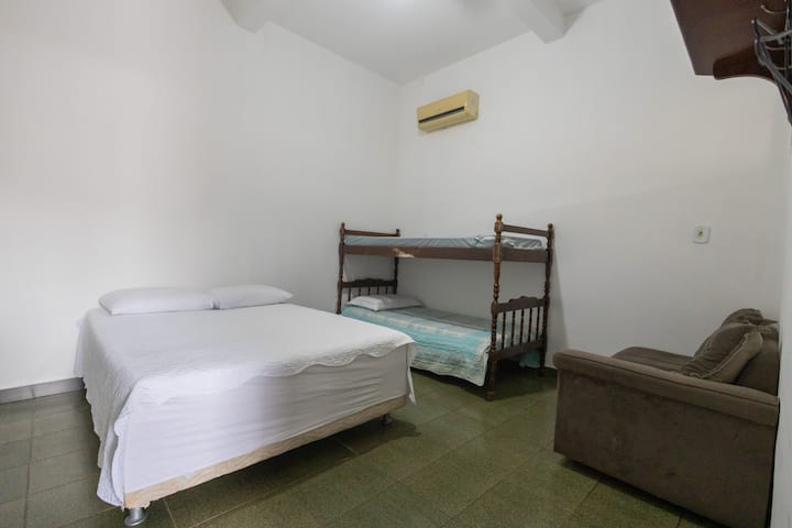 Kitnet Para Quatro Pessoas - Liberdade 3 - Barra do Garças