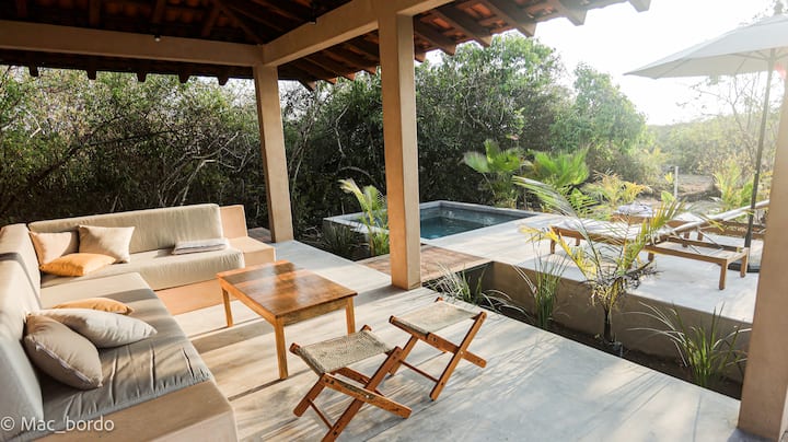 Tidal Villa: Luxurious Retreat With Private Pool - Mexico