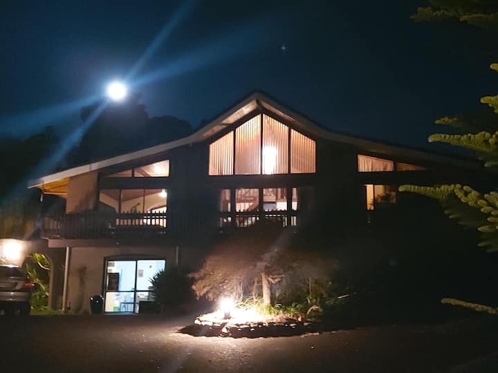Haley's Cabin. New. - Tauranga