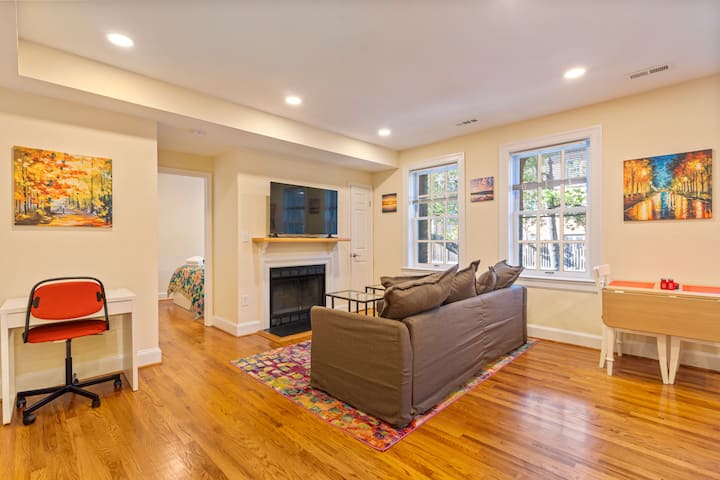 Adams Morgan, Dupont Circle, Walk To The Park 11. - 워싱턴 D.C.