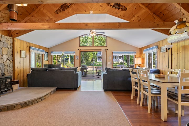 The Lake Escape - A Cozy Cabin W/ Kayaks - Wolfeboro, NH