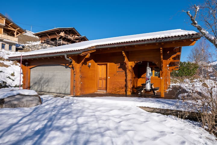 Beautiful Chalet, Stunning Views - Sleeps 9 - Samoëns