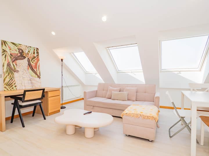 Ybh Ecuador 4, 5 - Vigo