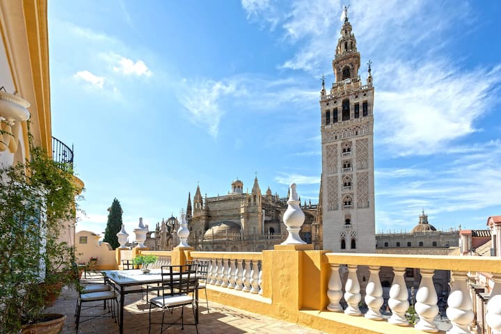 Unique Penthouse Giralda Views Virgen De Los Reyes - Siviglia