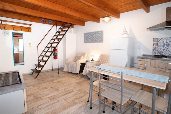 Dimora Del Bardo.  In Centro Storico, Free Wifi - Alguer