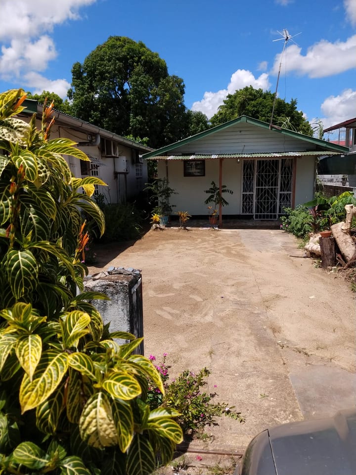 Magondie's Place - Paramaribo