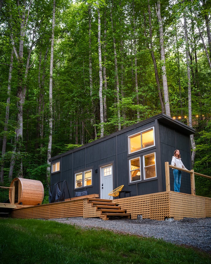 Rent Out 5 Tiny Houses | Perfect For Group Trips! - Sylva, NC