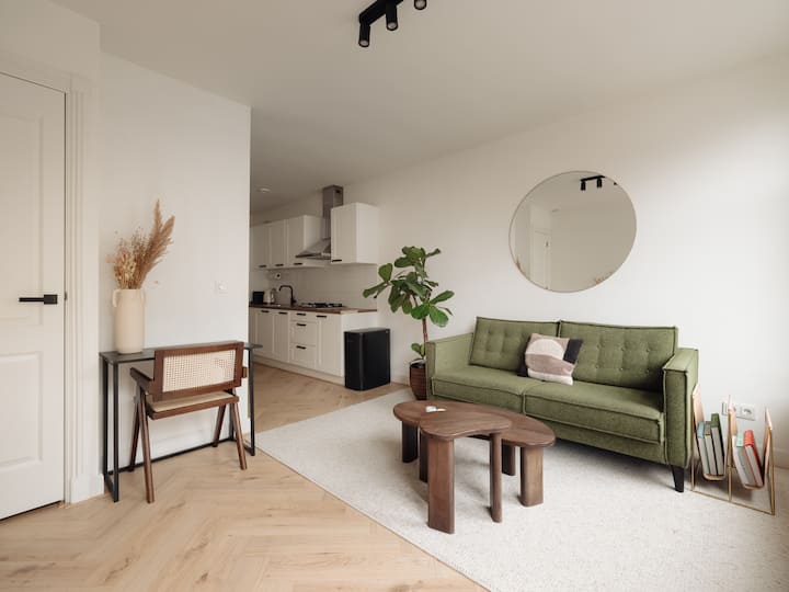 Central Apartment Close To Shops, Cafés & Culture - Amsterdam