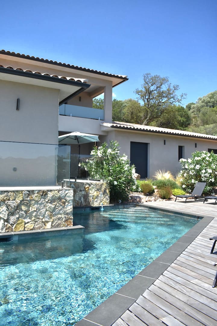Villa Avec Piscine, Terrasses Proche Plages Sud - Korsika
