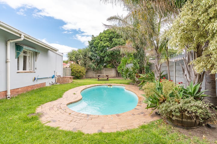 Strand Palms Near Beach: Pool, Bbq, Fireplace - Somerset West