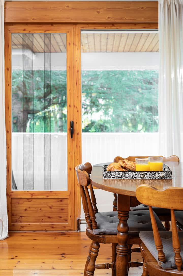 Esencia Pirineos L Bqq L Pisicina L Tenis - Biescas