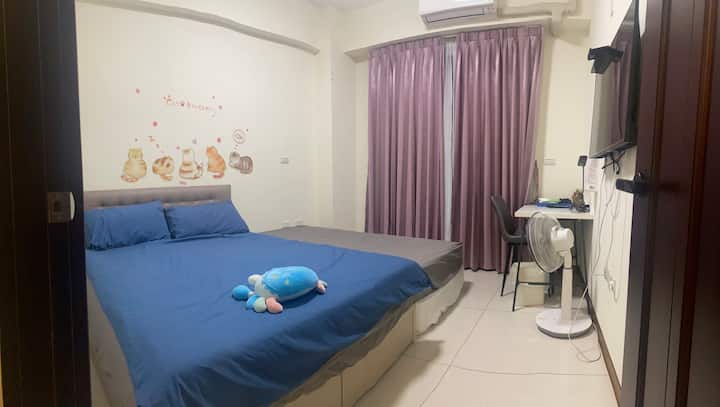 鴻源雅居202房(雅緻悠然三人房，附陽台/洗衣機/3間共用衛浴) - 安定區