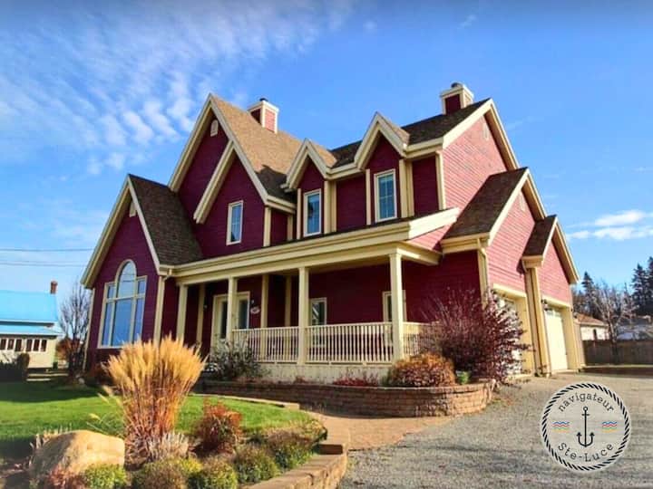 Maison Rouge Face à La Mer - Saint-Donat