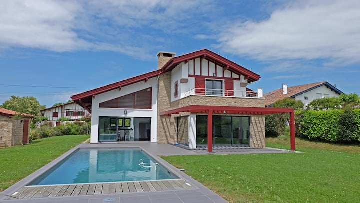 Larrun Begira  10 Min St Jean De Luz - Baztan