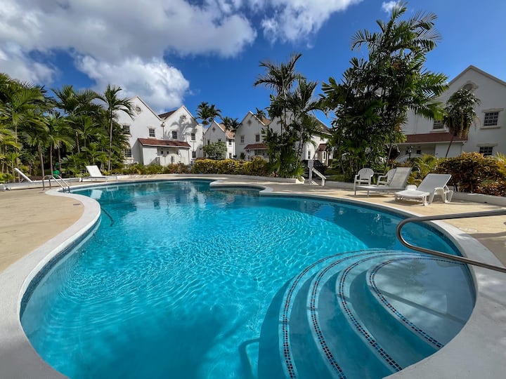 Lovely Villa In Gated Community - Barbados