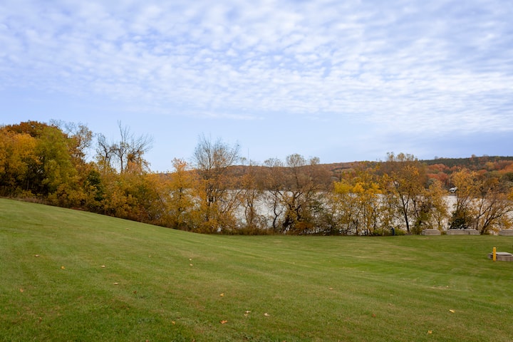 Family Friendly In Picton, Pec! - Sand Banks, ON
