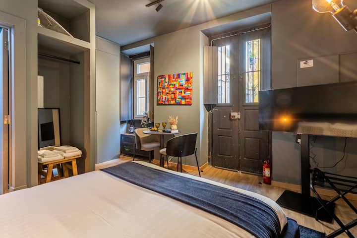 Gralhas Suites Ground Floor - Alfama