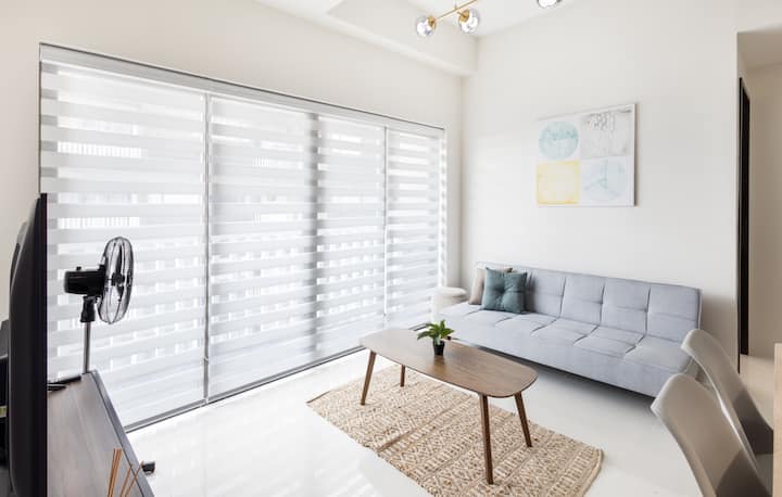 Spacious And Cozy 2 Bedroom With Balcony - Iloilo City