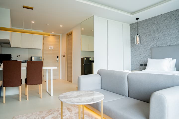 Cozy 1br Condo | Balcony | 10 Min To Karon Beach - Karon Beach