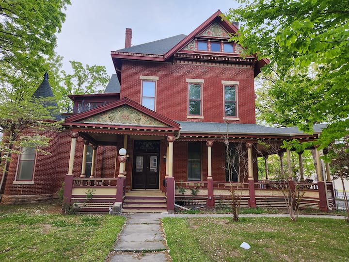 The Keet House - Historic 5 Bed Heart Of Downtown - Springfield, MO