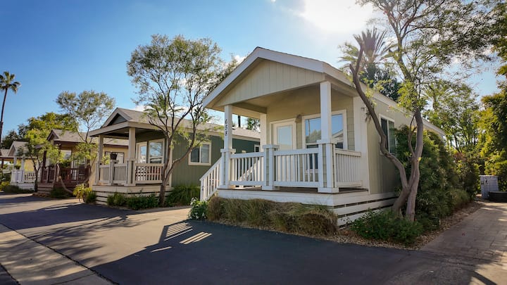 Modern Cottages In Hemet - Hemet, CA
