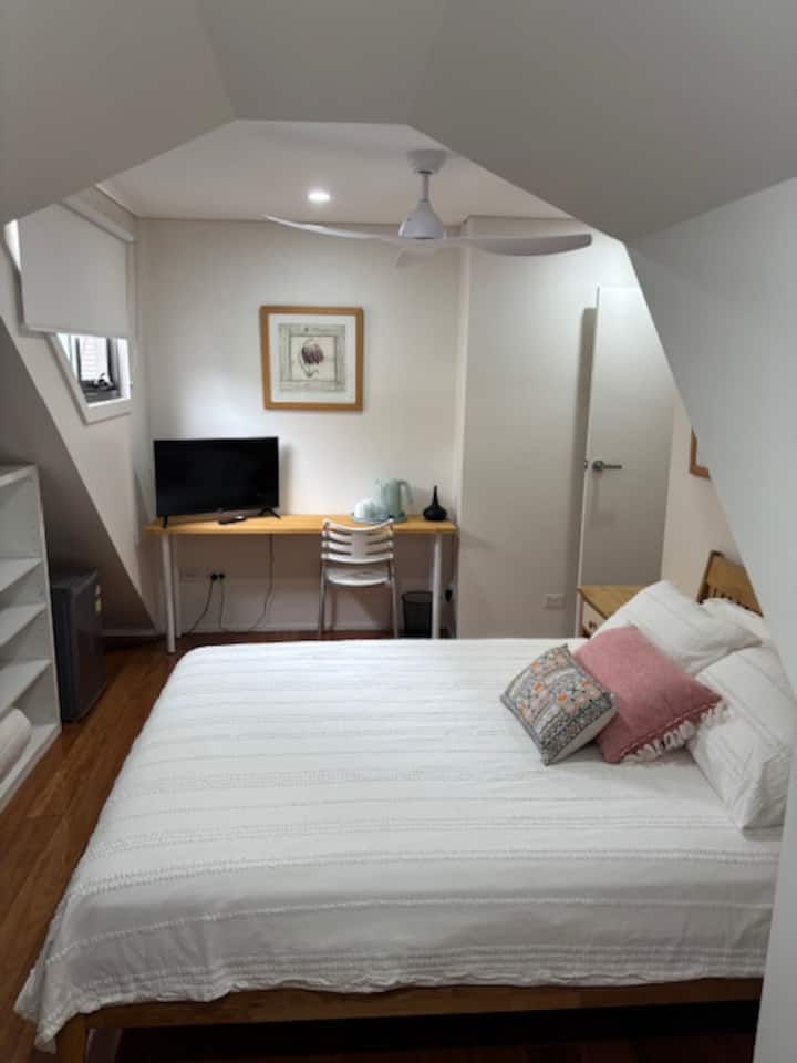 Gem In Erskineville Village - Lewisham