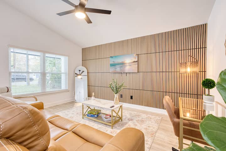 St Augustine Entire Home, King Bed, Pet Friendly - セント・オーガスティン, FL