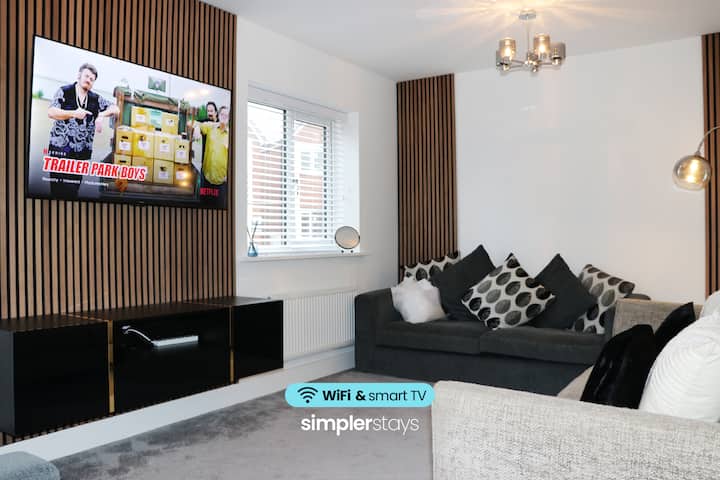 Drive Parking | Families | Long Stay Discounts - Stafford (UK)