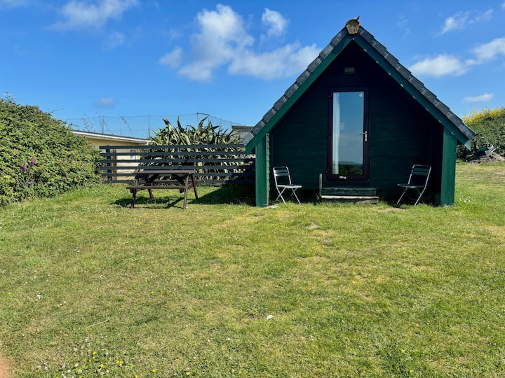 Basic 4-bed Camping Pod - Sennen Cove
