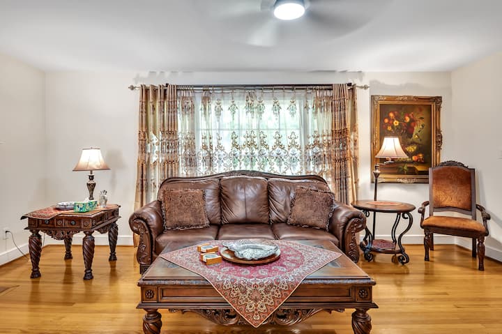 Sept Special_king Beds_1gbps Gfiber_free Ev Chrger - Chapel Hill, NC