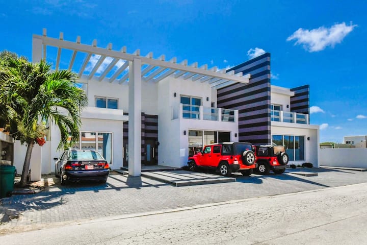 Beautiful Modern Suites 2 B 2 B Noord/optional Car - Aruba