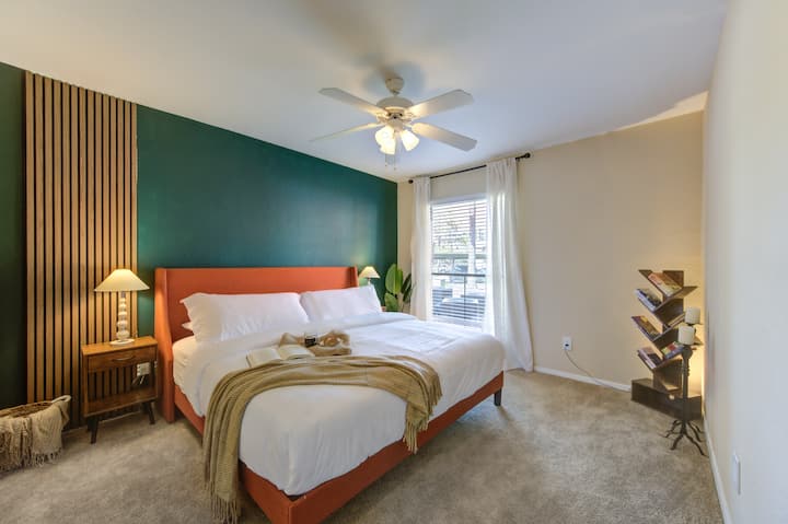 King Bed Suite Near Med Center| Nrg | Downtown - Houston, TX