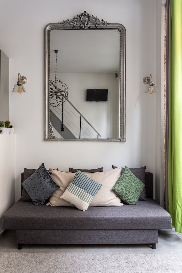 Maison Blanche à Montmartre Près Du Sacré-cœur - Paris